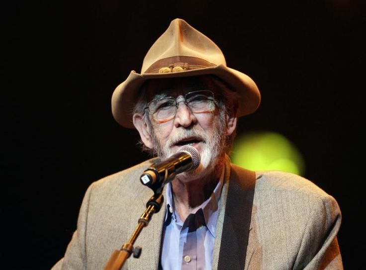 I Recall A Gypsy Woman - Don Williams - Golden Music