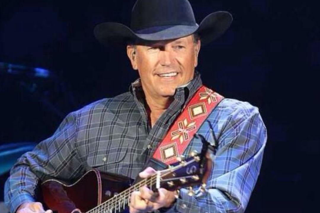 George Strait - The Chair - Golden Music
