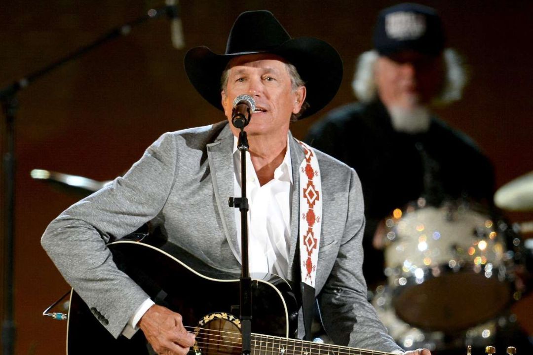 George Strait - The Chair - Golden Music