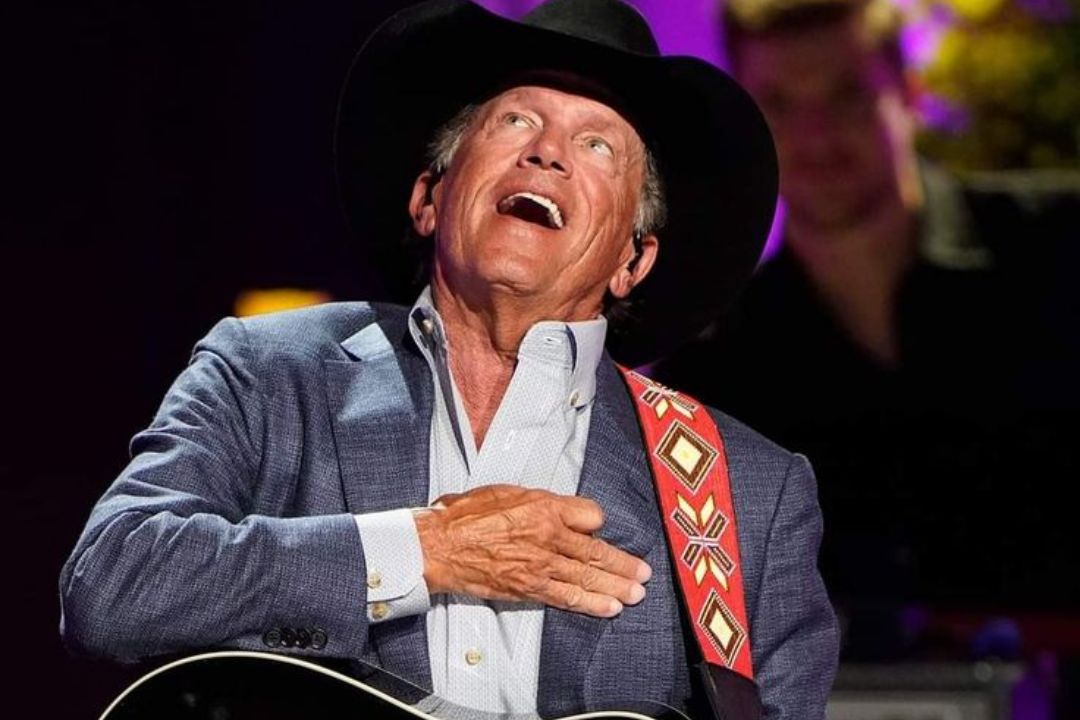 George Strait - The Seashores Of Old Mexico - Golden Music