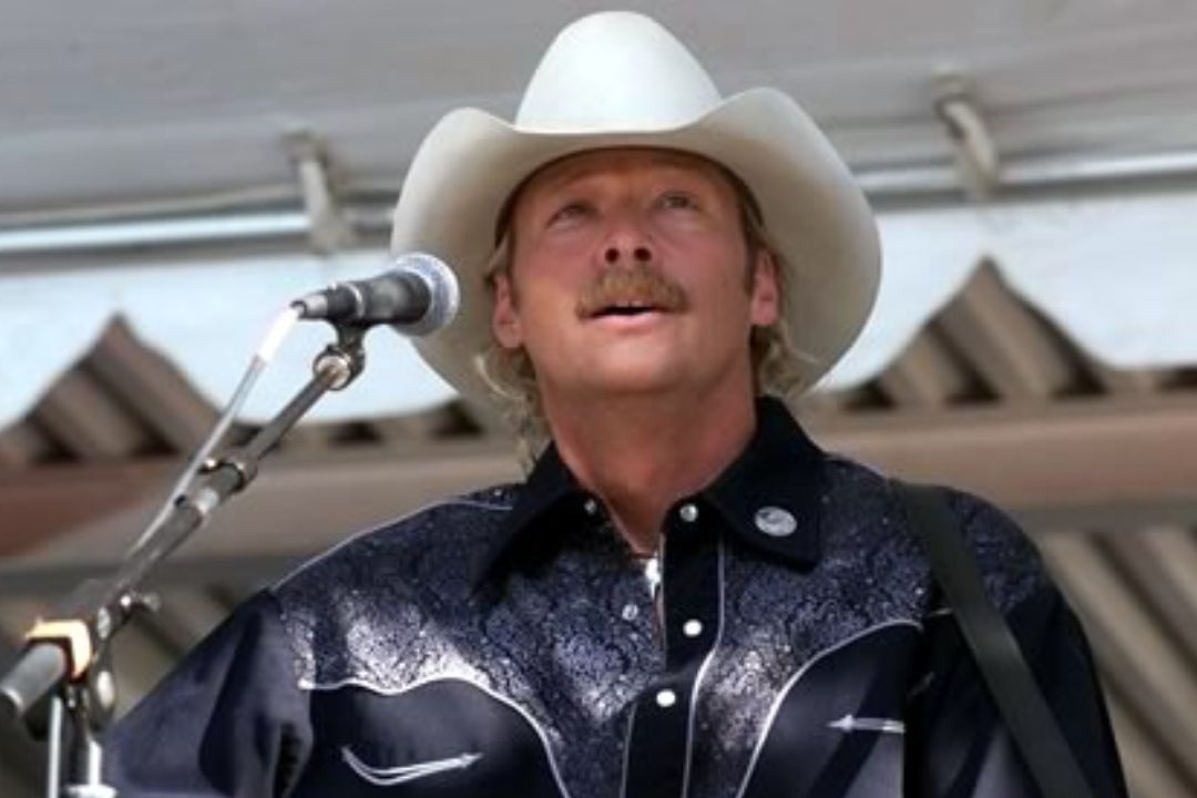 Alan Jackson - "Drive (For Dad Gene)" - Golden Music